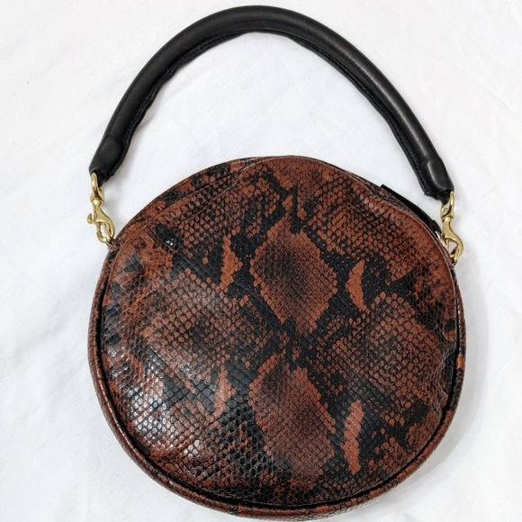 Clare V | Bags | Clare V Cocoa Circle Clutch | Poshmark